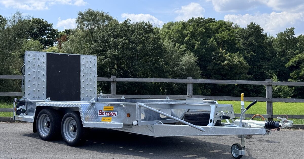 35MD Mini Digger Plant Trailer | MacGregor Industrial Supplies